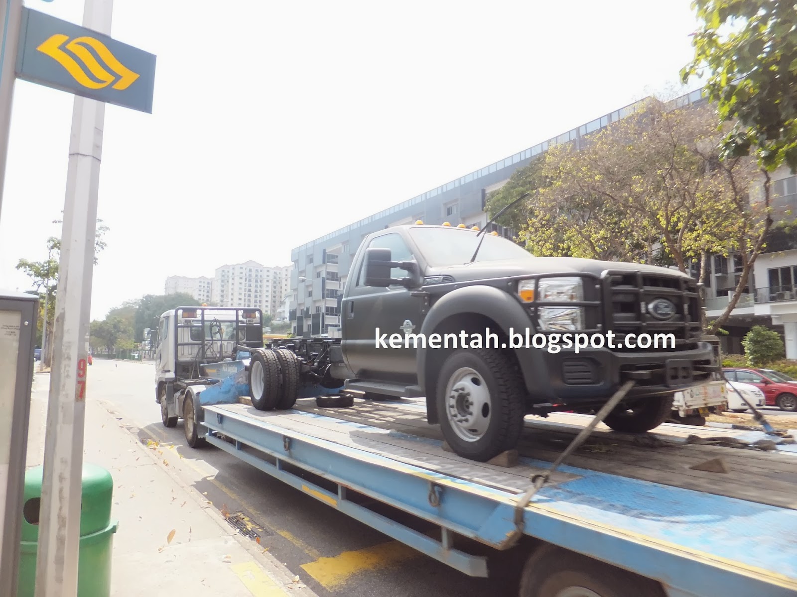 Senang Diri: First look at new Singapore Armed Forces (SAF) Ford F550 ...