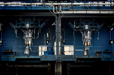 Suburban spaceman: SpaceX's New Merlin 1D Rocket Engine Cleared for ...