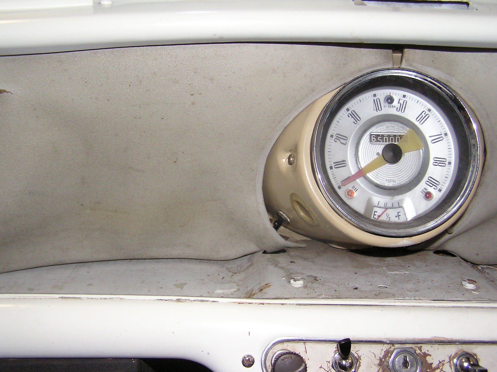 Tim's Mk1 Morris Mini Traveller Restoration: Interior Trim