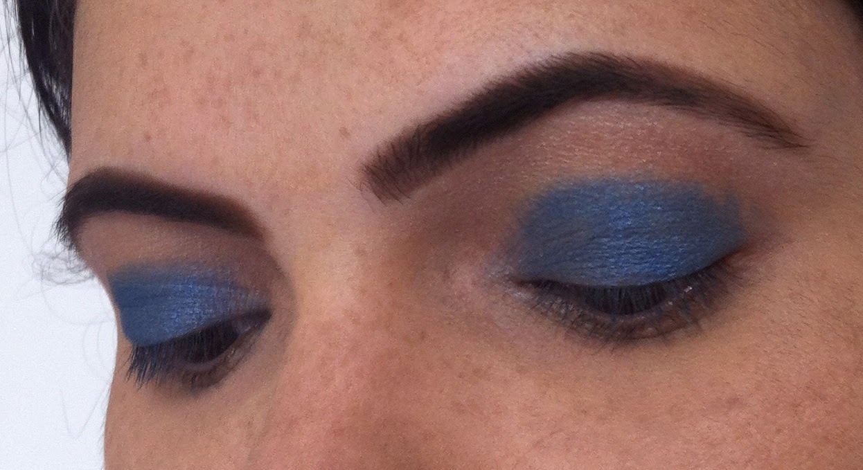 50 tons de beleza: Make azul e chumbo!