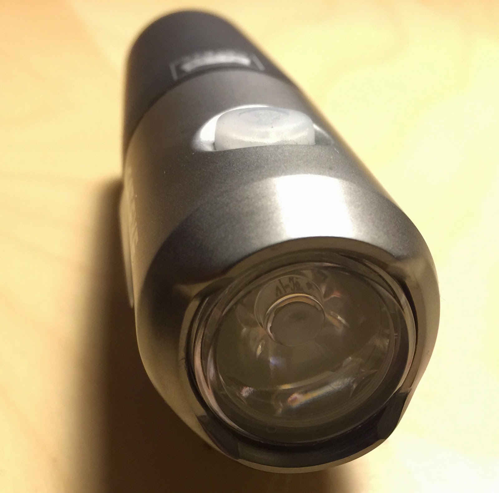 My Orange Brompton: CATEYE Volt 300 - a new front light