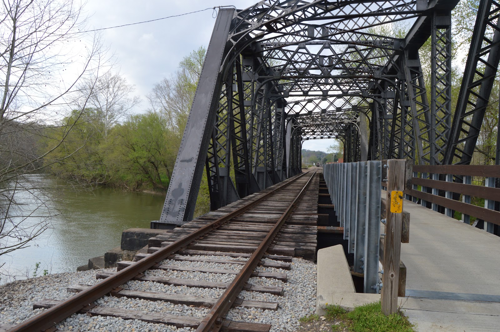 Industrial History: HVSR/C&O/HV Bridge over Hocking River in ...