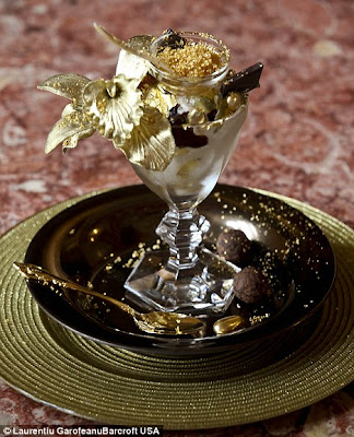 Robert's World: The $1,000 ice cream sundae made with 23-carat gold and ...