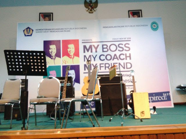 Contoh Gambar Backdrop