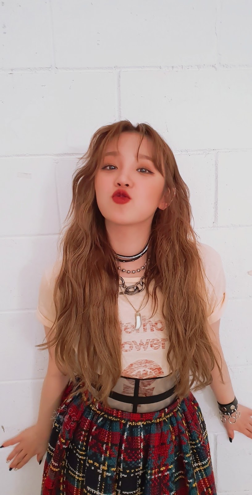 Yuqi (우기) - KpopLocks HD Profile and Facts