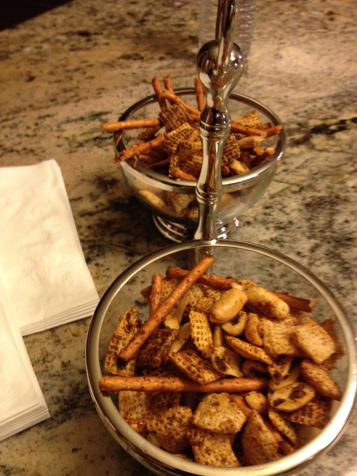 Baked Spicy Snack Mix: The Perfect Cocktail Gnosh