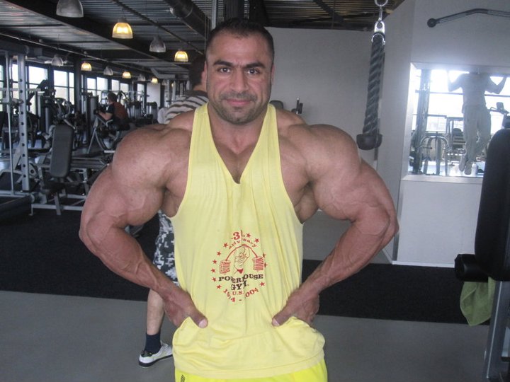Muscle Lover: Iraqi IFBB Pro bodybuilder Khalid Almohsinawi - Off ...