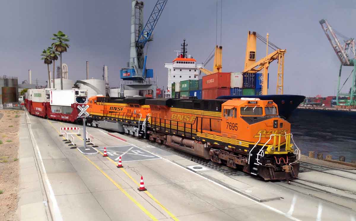 USMRR Aquia Line and other Model Railroad Adventures: Photo Shoot with ...