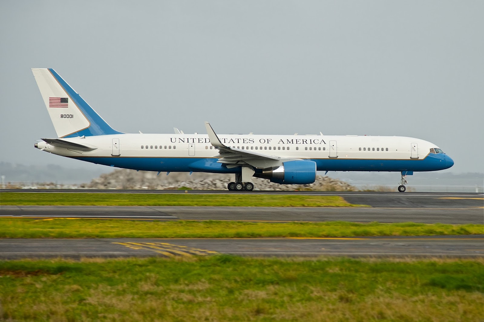 Aviationshotz: United States Airforce, B757's - VIP Transport.