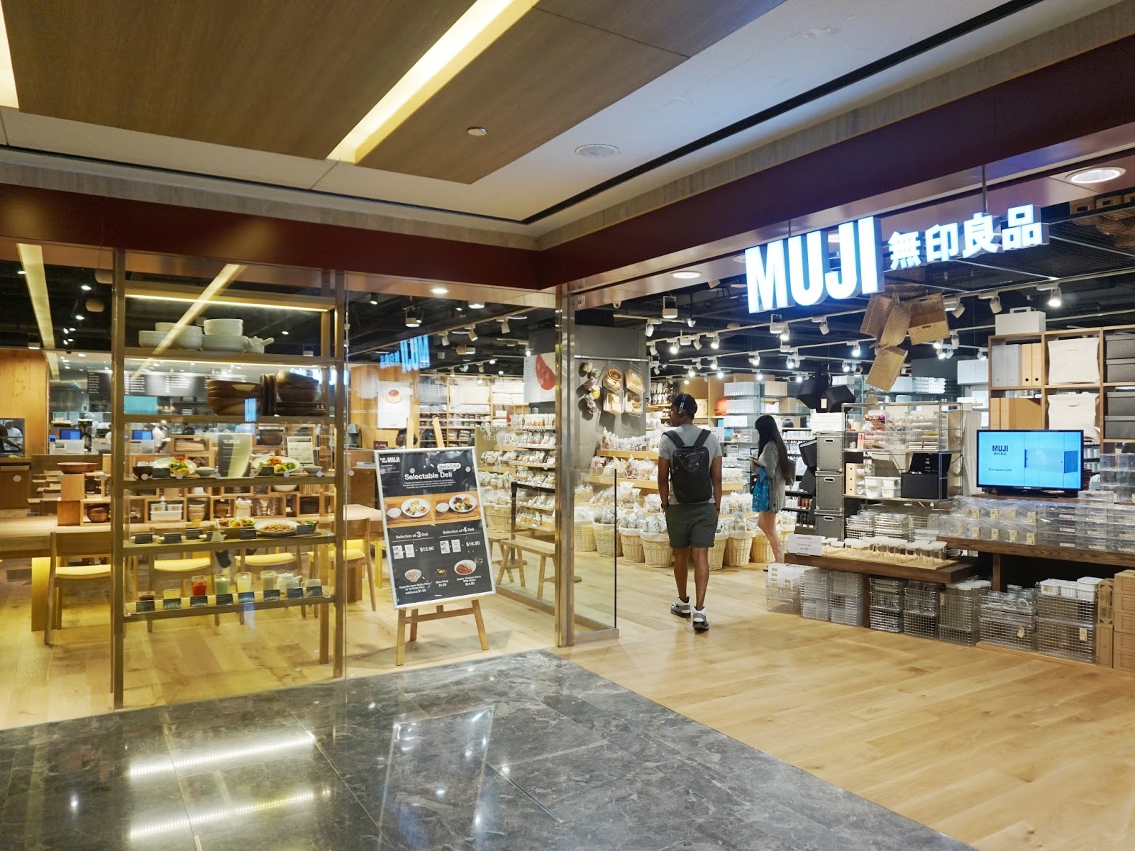 PinkyPiggu: Café & Meal MUJI, Singapore @ Orchard Paragon ~ Simple ...