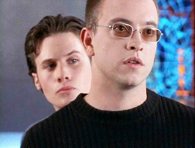 Doux Reviews: La Femme Nikita: Three-Eyed Turtle