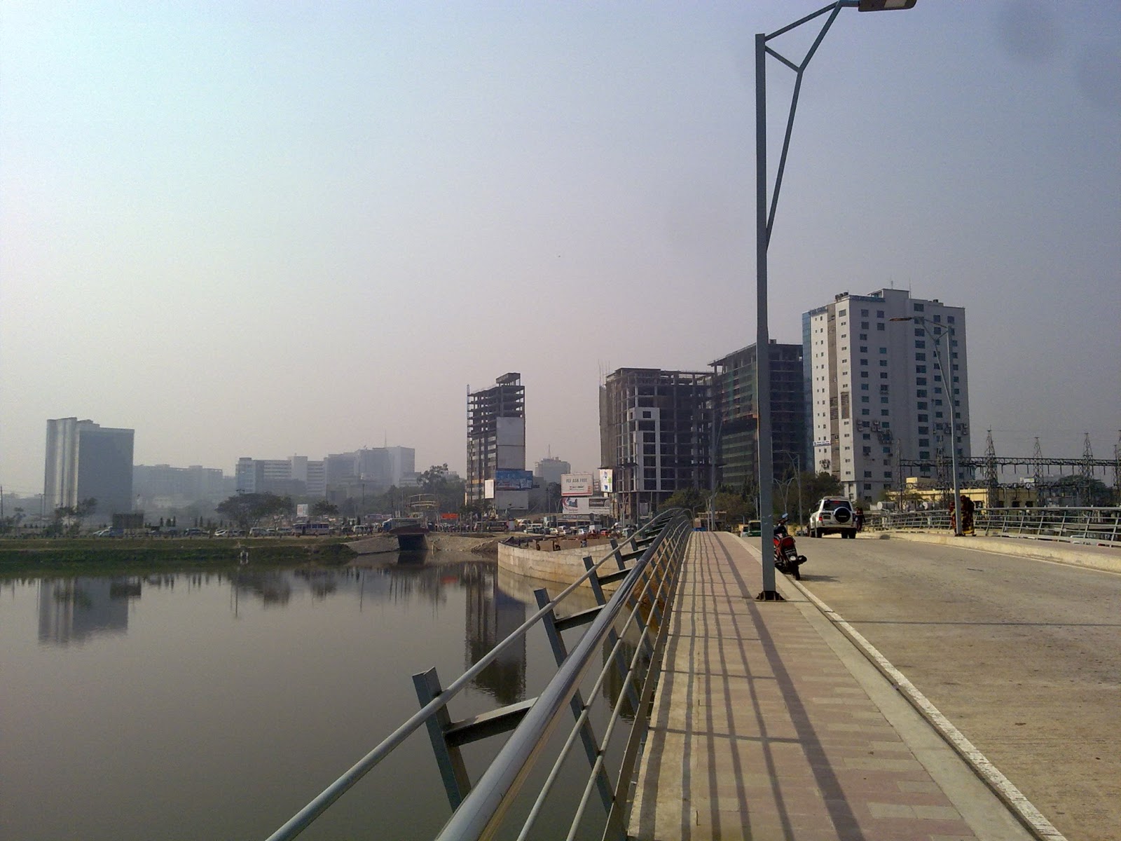 Photos of HatirJheel Lake In Dhaka City | Tourist Guide