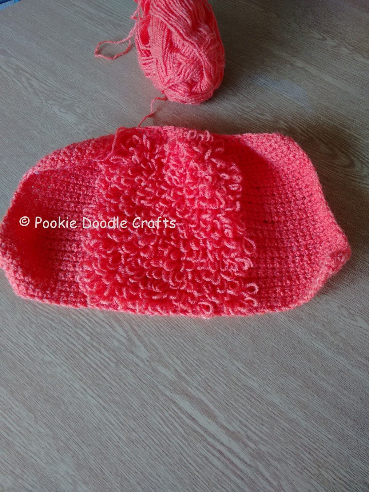 Pookie Doodle Crafts: Crochet Loop Stitch, dust mitt pattern and other uses