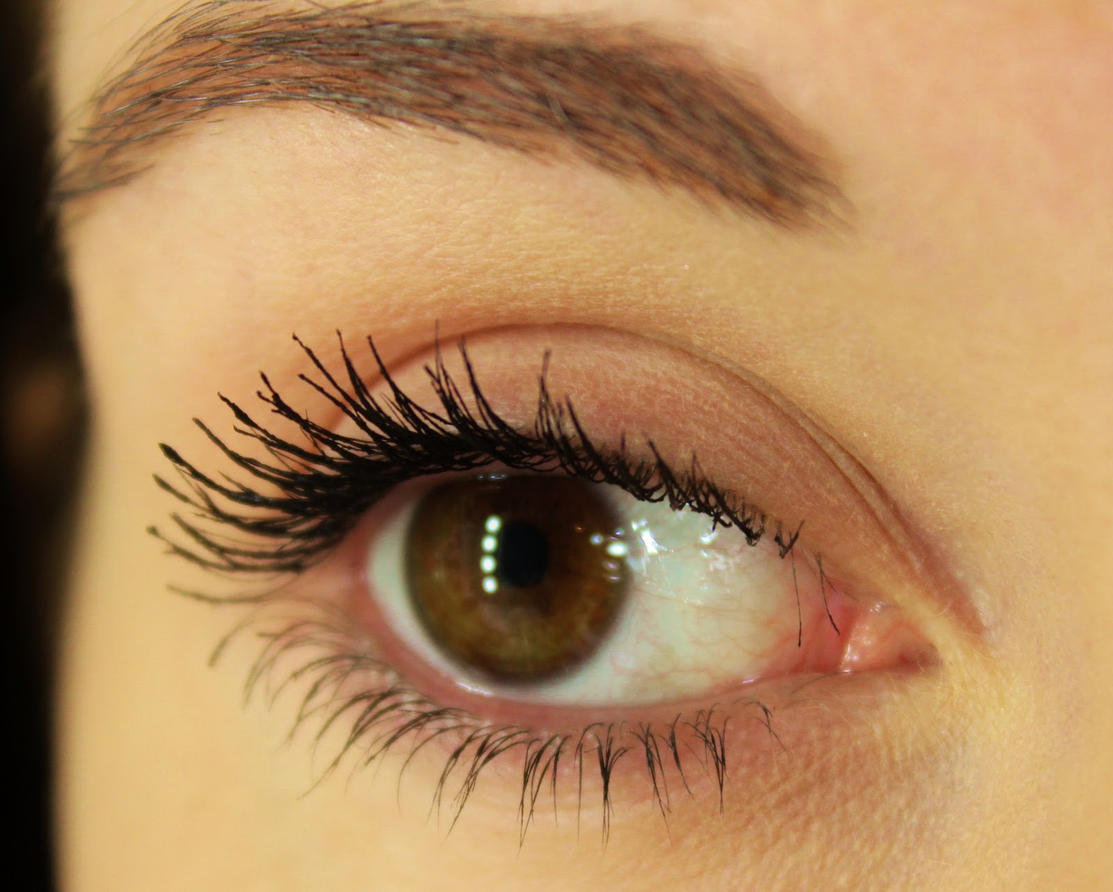 DancingWithDragQueens: Buxom Amplified Lash Mascara VS Maybelline The ...