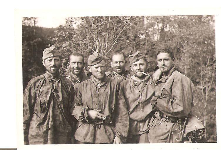 NAZI JERMAN: Album Foto "SS-Totenkopf-Division Im Kessel von Demjansk"