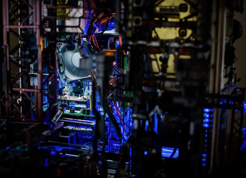 Breathtaking Diorama PC case Modified