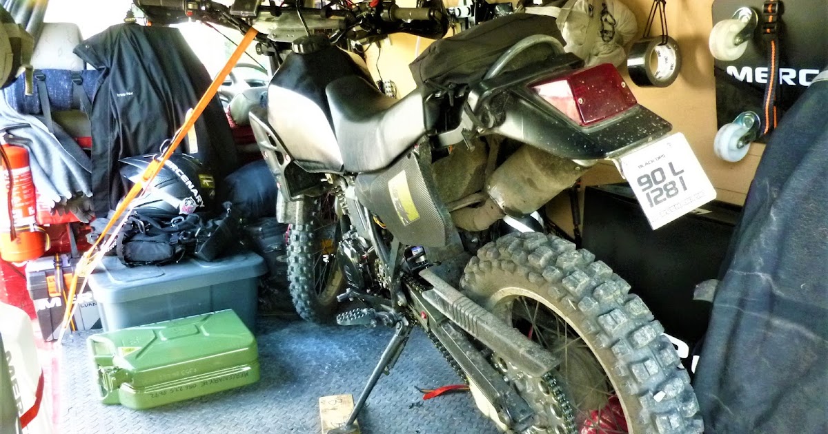 Mercenary Garage : Mercenary is Traveling