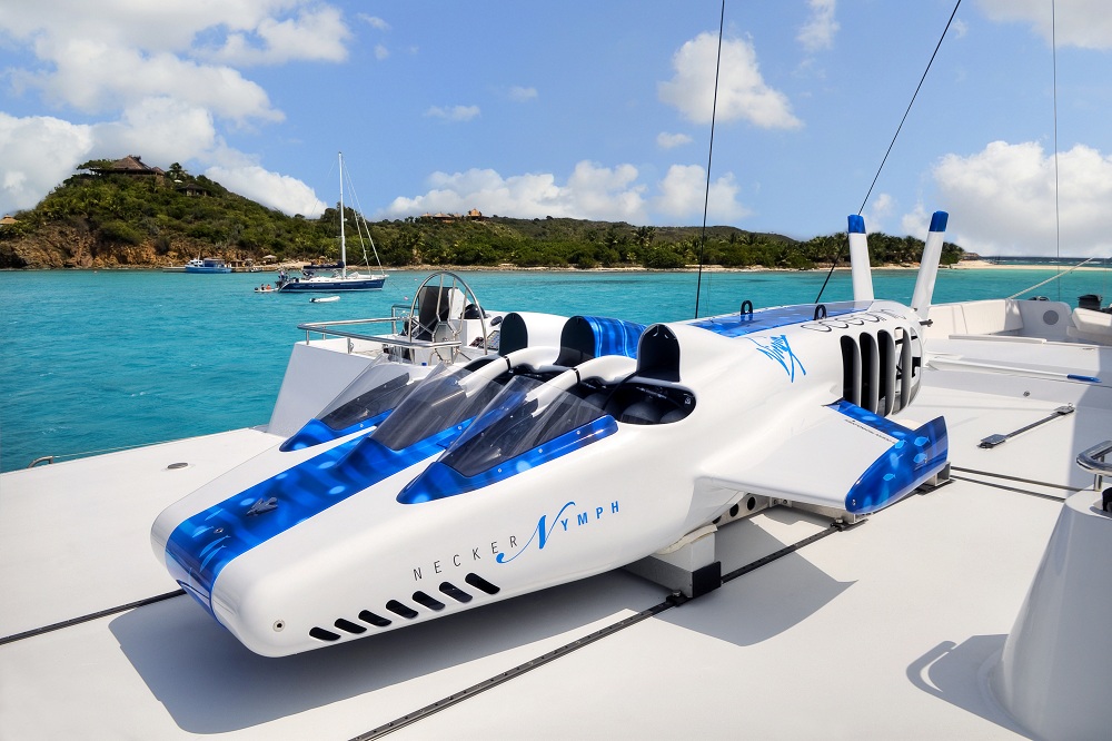Passion For Luxury : Necker Nymph Aero Submarine
