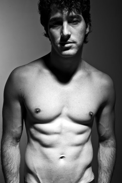 L'Homme du Jour: GUILHERME LOGULLO