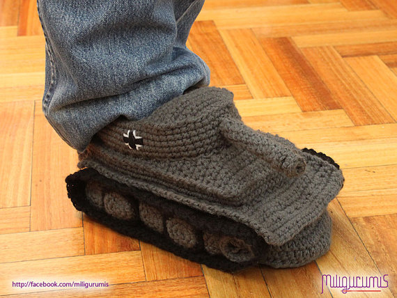 The Victory Bonds: Tiger I tank - Panzer crocheted slippers