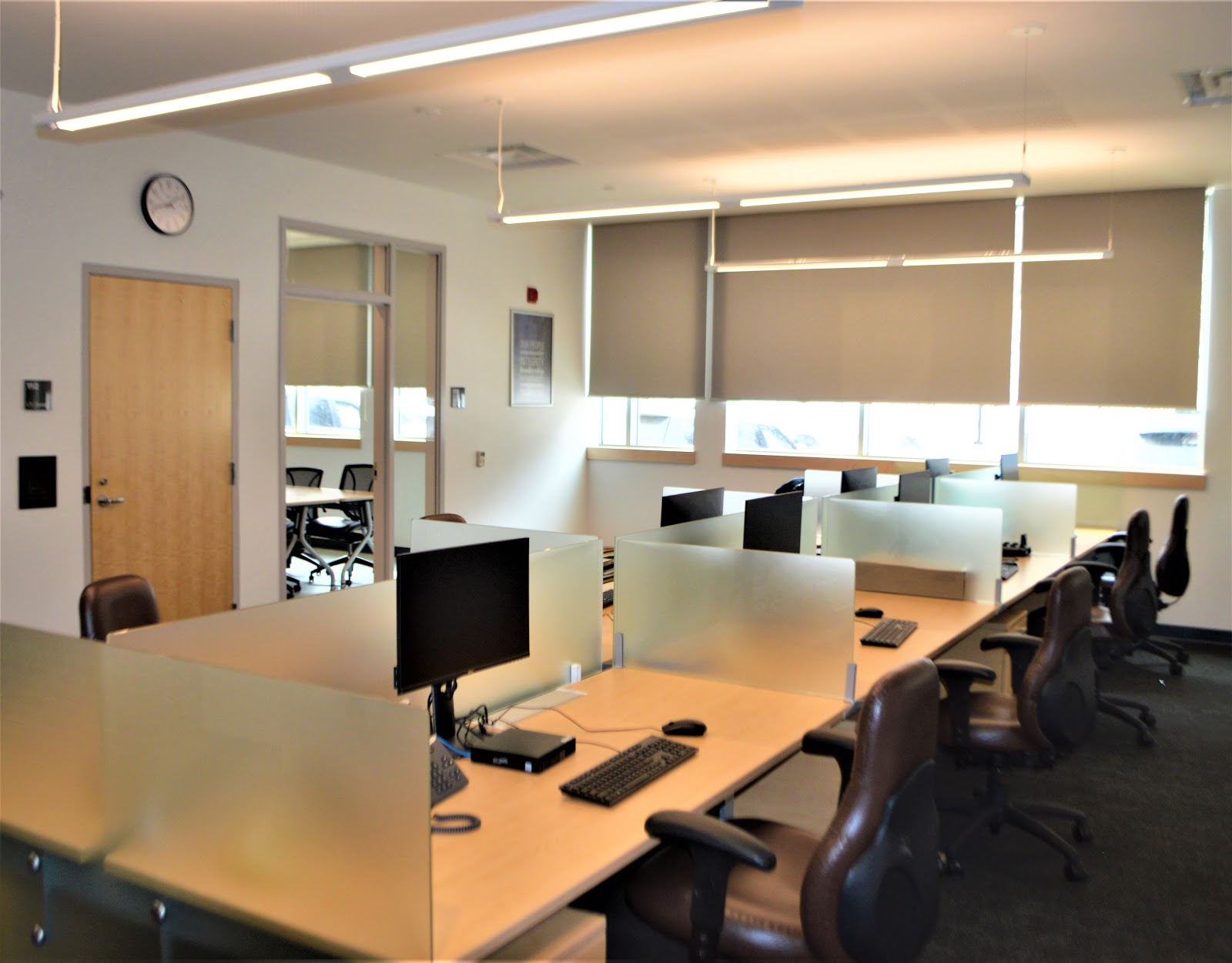 Camera on King & Aurora : York Regional Police offices in King City...