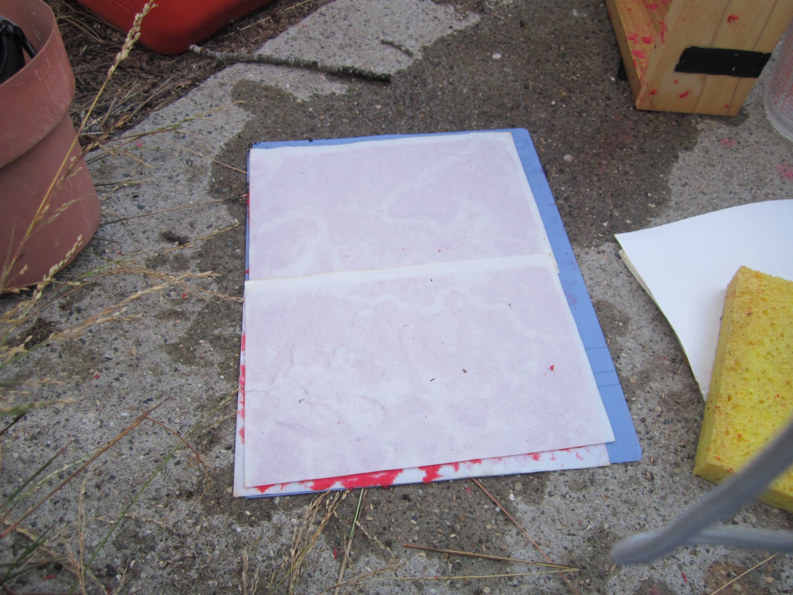Ravings of a Mad Crafter: The Soaking Paper and Making Paper