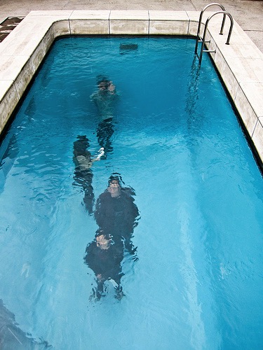 Summer art: Swimming pools... - The world of the Visual Arts...