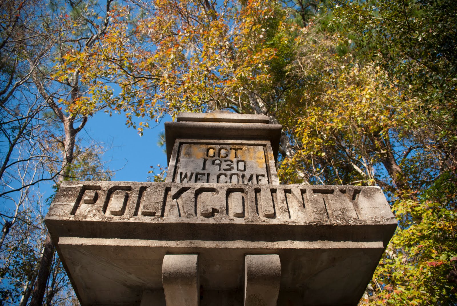 Old Florida: Polk County Citrus Monument on the Old Tampa Highway