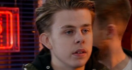 Coronation Street Blog: Emmerdale star's younger brother appears in ...