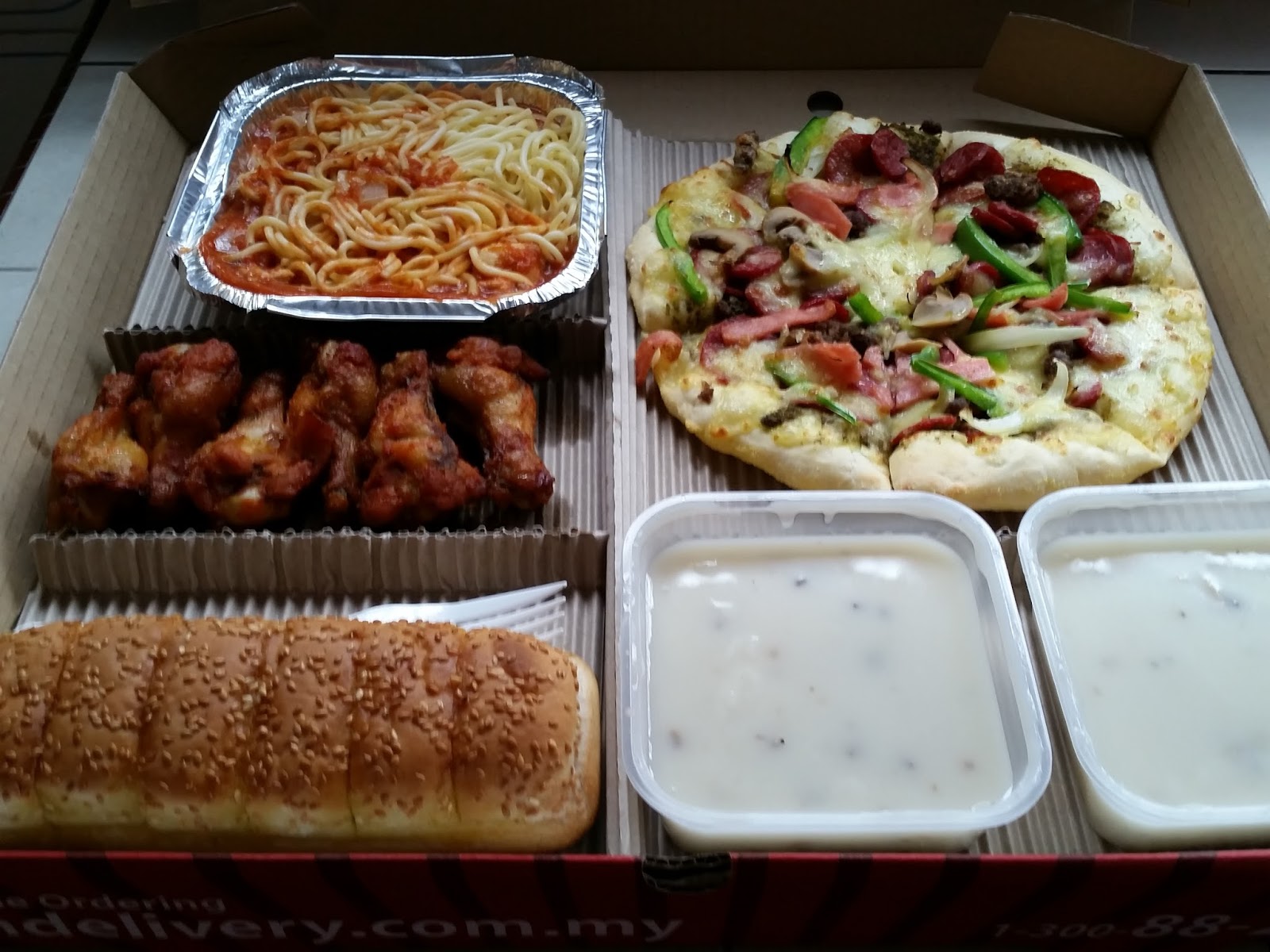 UTOPIA: Pizza Hut combo