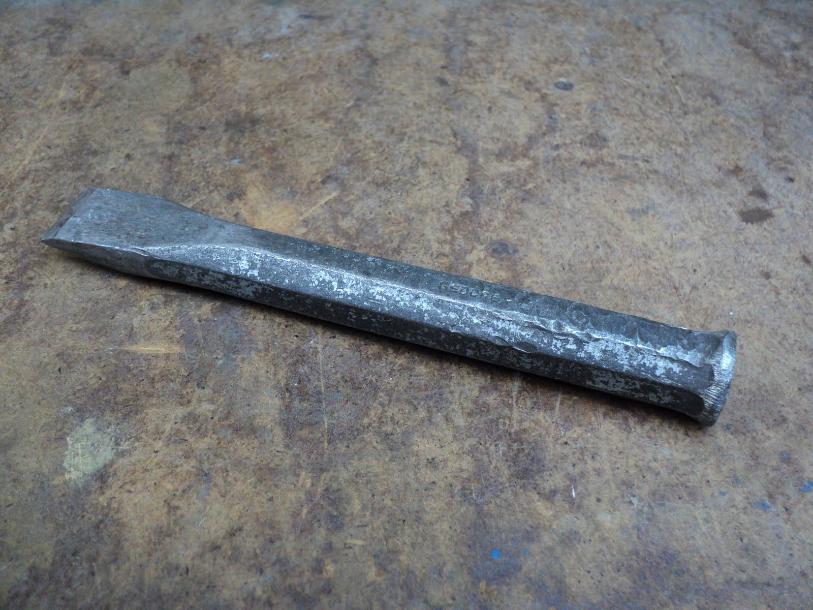 The Whole Garage Catalogue: A Big (7/8") Cold Chisel