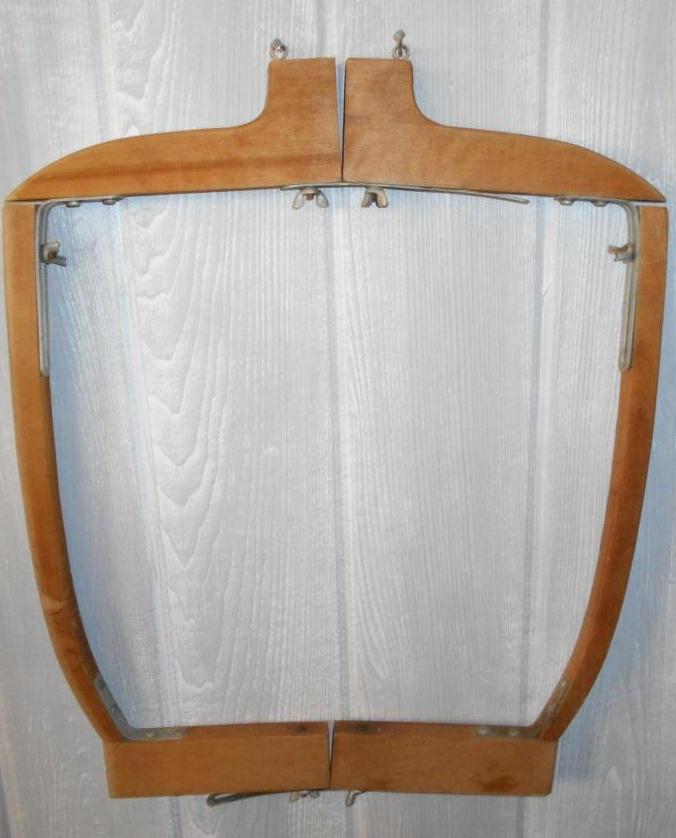 Log Cabin Antiques & Gifts: Sweater stretcher
