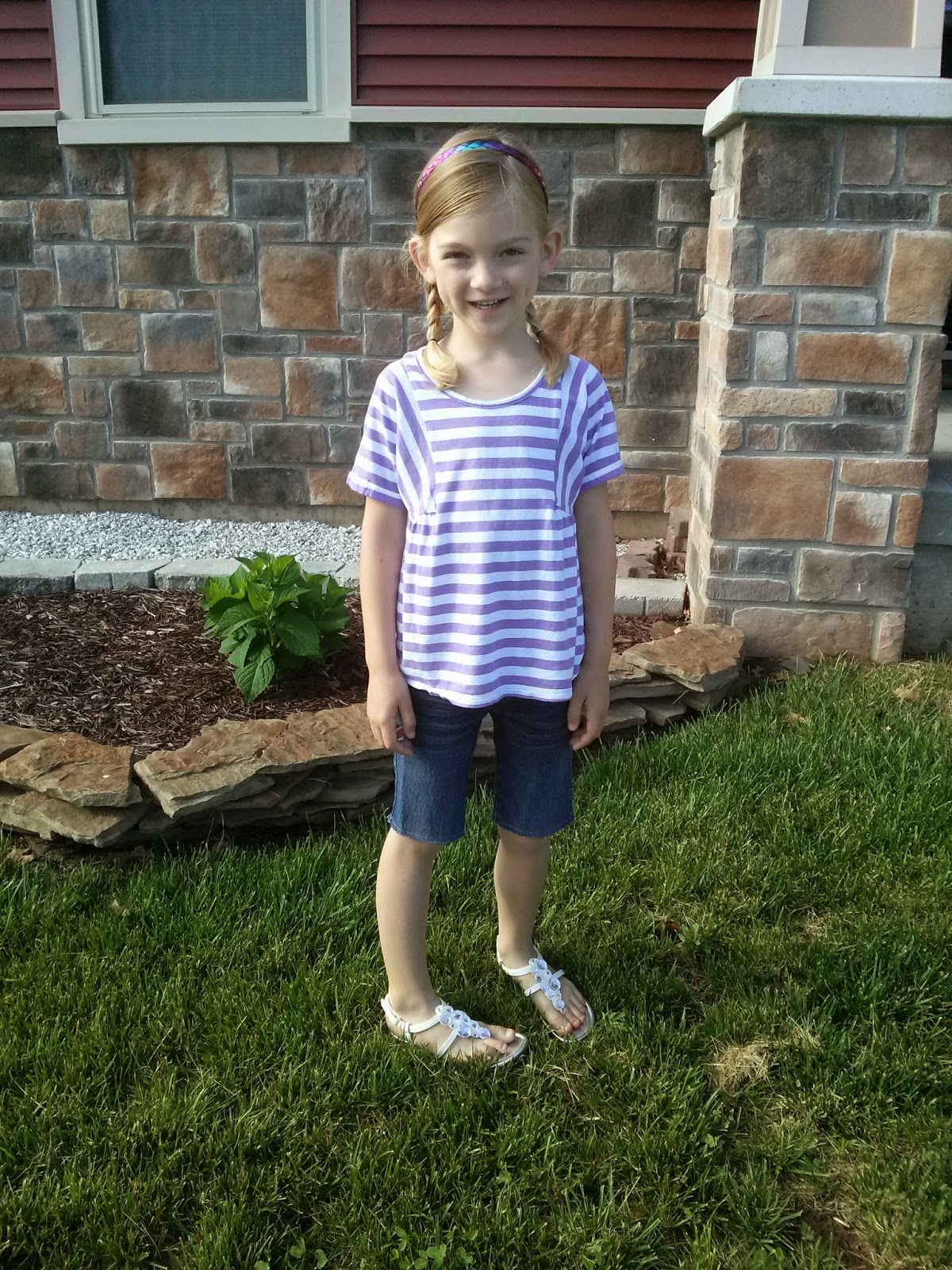 Cute Cut-Offs {Tutorial} | Our Pretty Little Girls