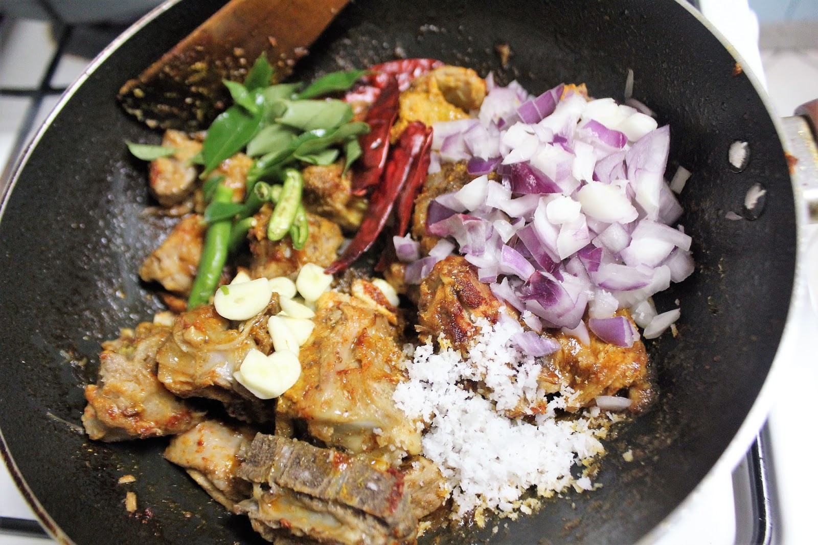 Bethica's Kitchen Flavours: Spicy & Tangy Dry Mutton Fry