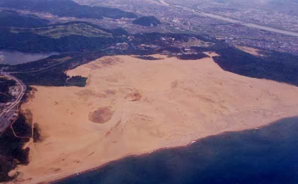 The Tottori Sand Dunes, A Unique Sand Dunes Of Japan - Unbelievable Info