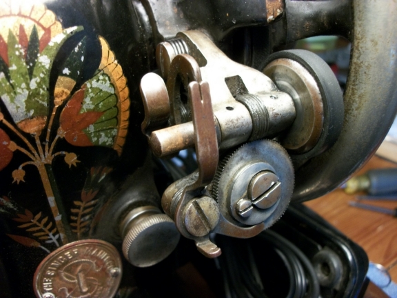 Perfect Stitch: The 1907, model 66 Singer restoration.