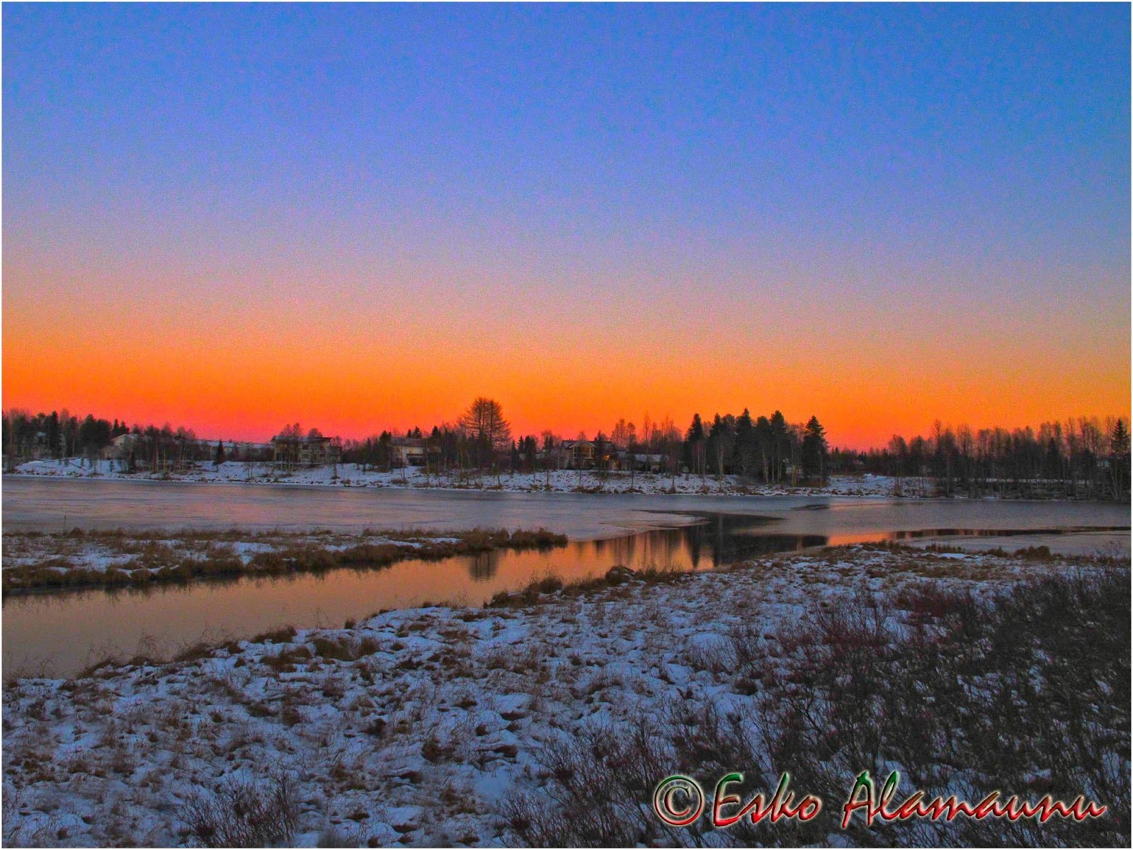 Eko-Kuvia: Värejä - Auringon-lasku...