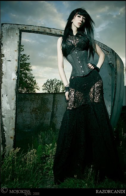 11:42 Style: Pumpkin & Razor Candi