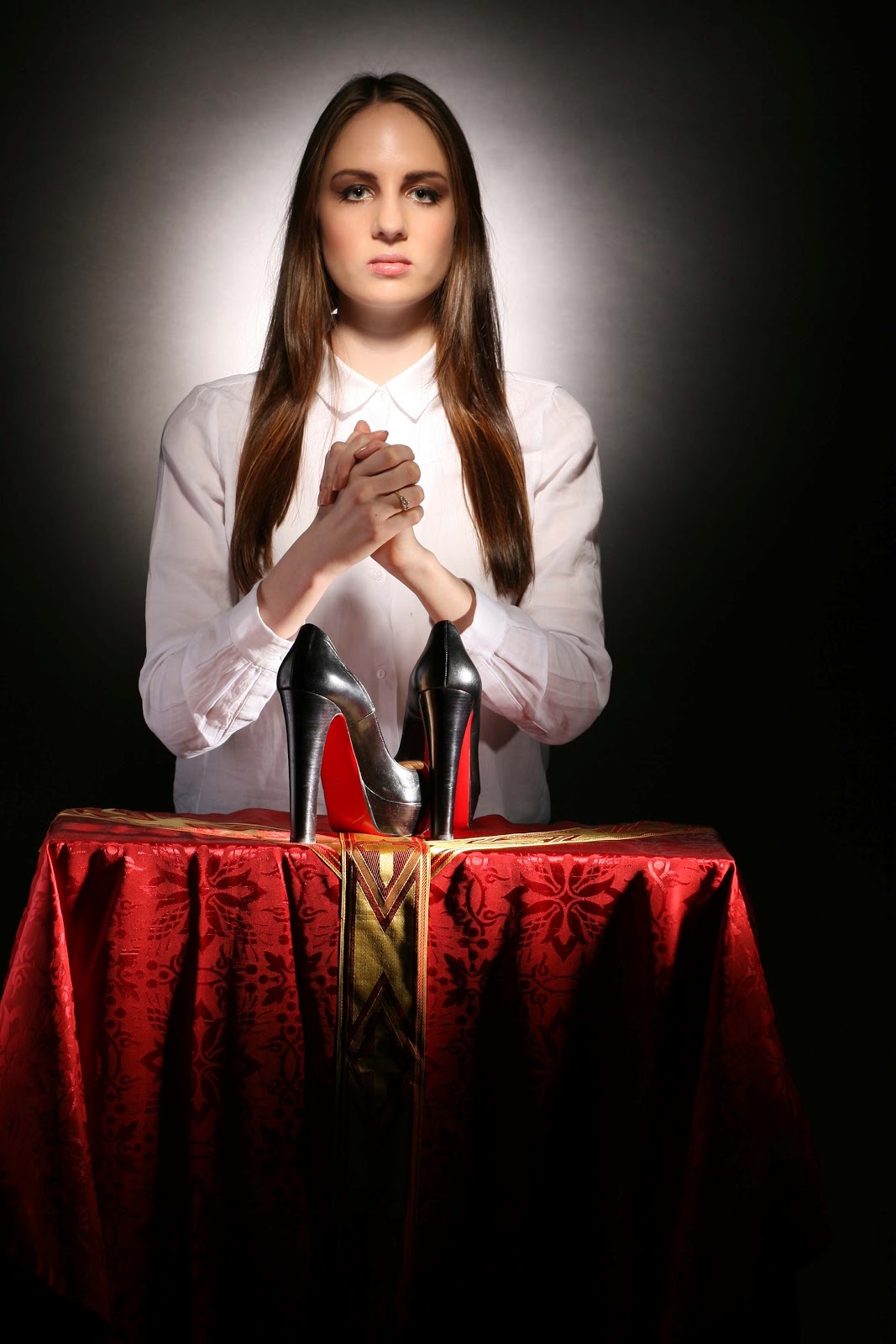 EMILY ELIZABETH PHOTOGRAPHY: Worshipping False Idols