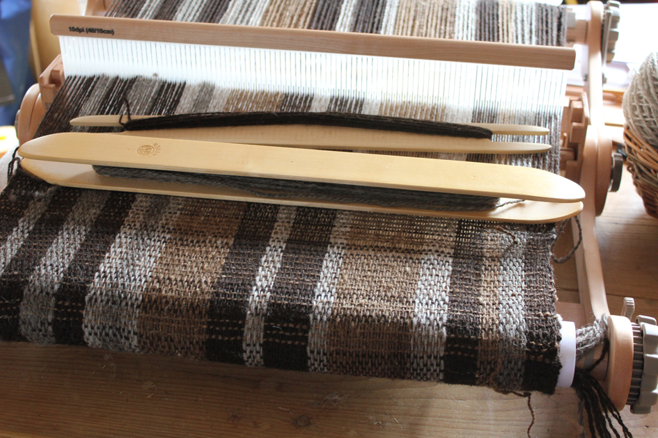 Dot's fibre to fabric: Weaving with 100% British Wool - handspun