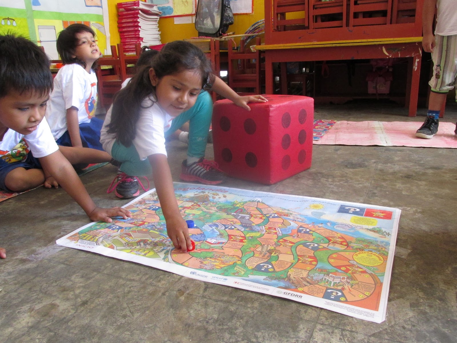 I.E.I.305 CHULUCANAS PERU: MAS QUE UN JUEGO, "APRENDEMOS SOBRE LOS ...