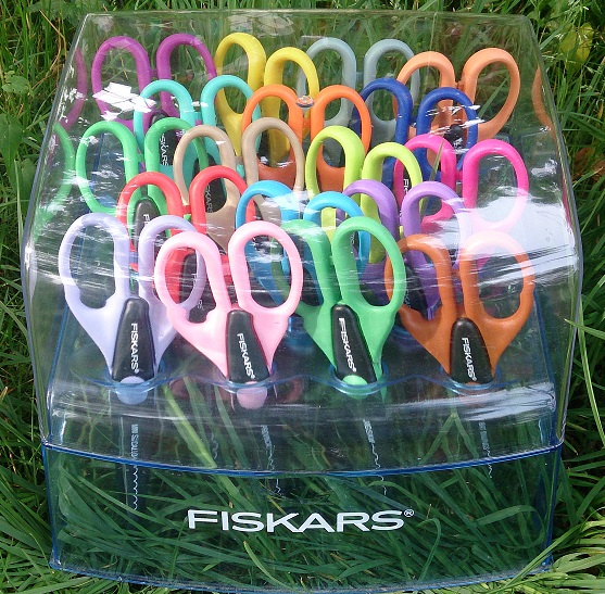 Mariia's Blog: Fiskars scissors set