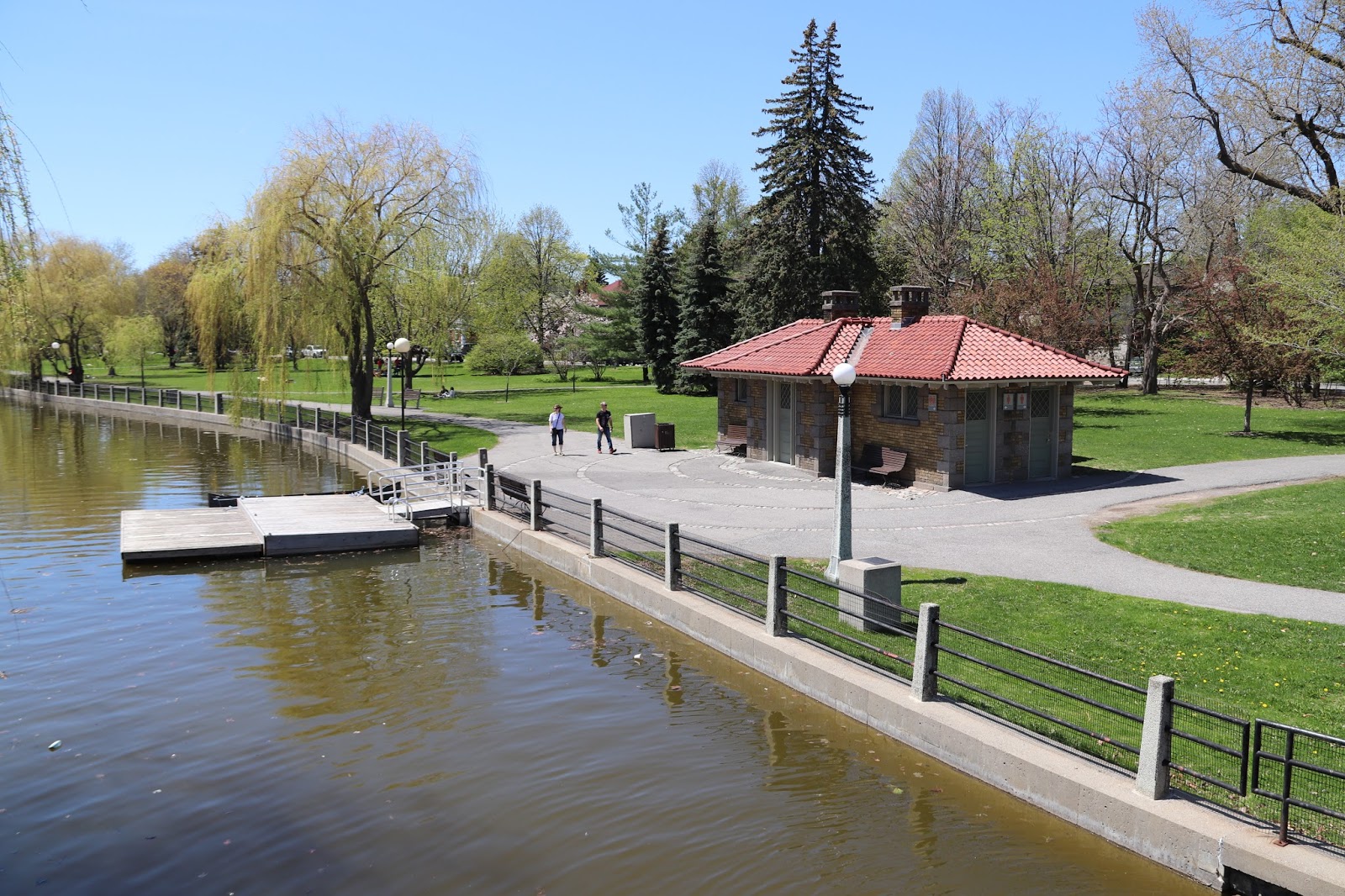 Memorials in Ottawa: Patterson Creek Pavilion
