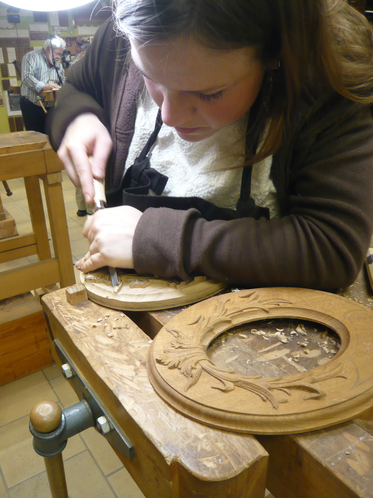 Sculpture Ornementale PATRICK DAMIAENS: COURS SCULPTURE SUR BOIS ...