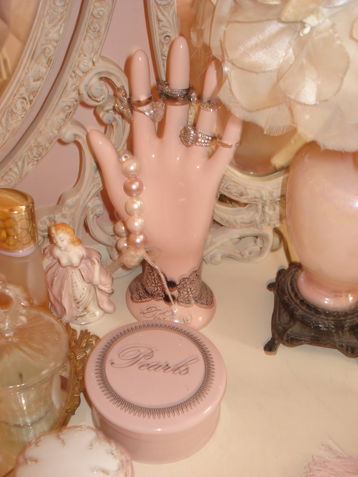 French Beauty Mark: French Vanity Dressing Table