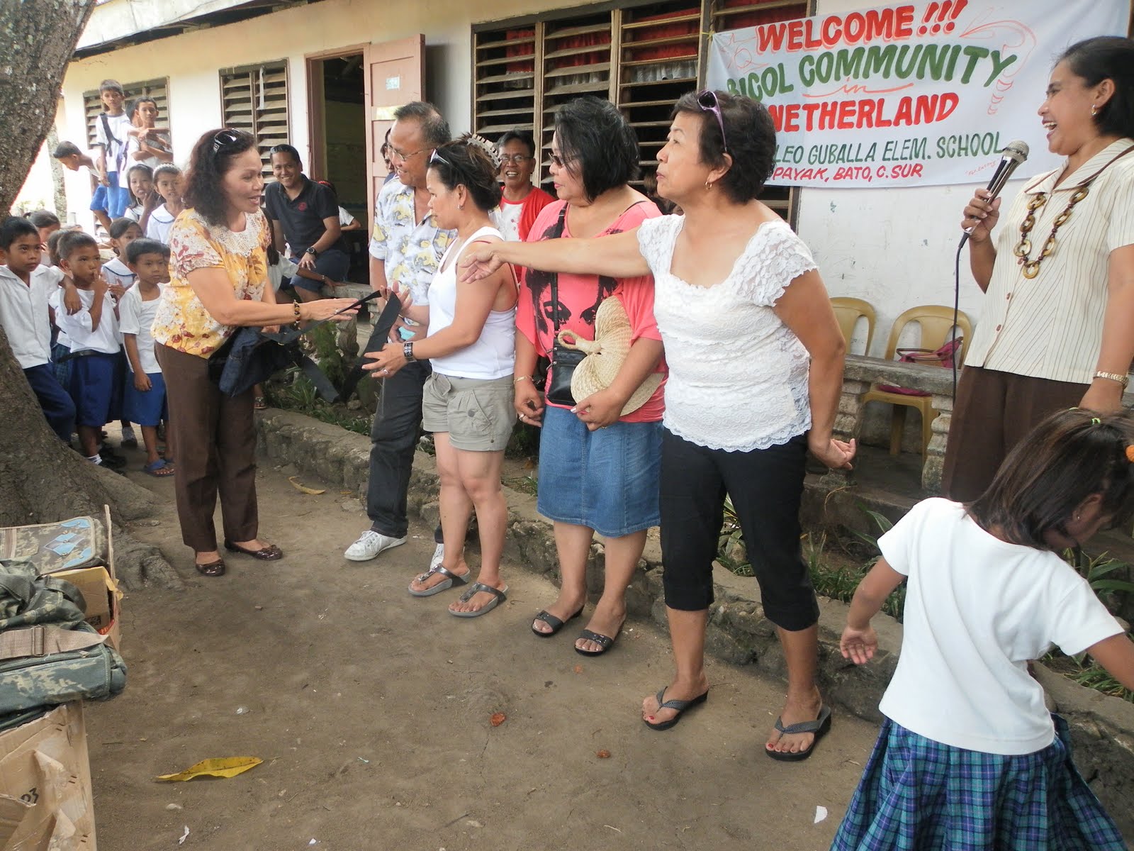 BCN Community news: PROJECT HELP IN BICOL REGION