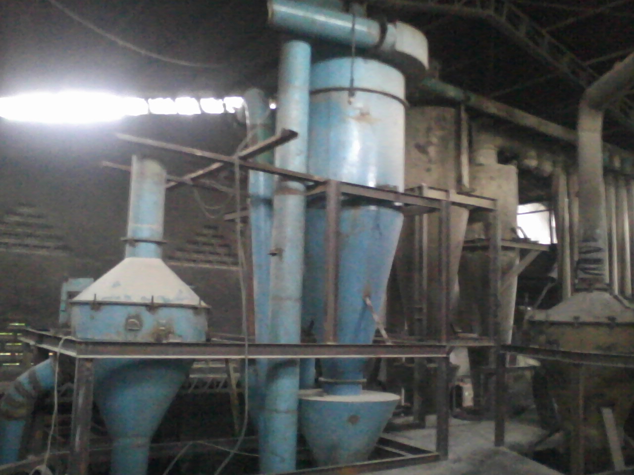 MESIN TEPUNG MULTIGUNA: Mesin Penepung Batok kelapa Onggok Serbuk kayu.