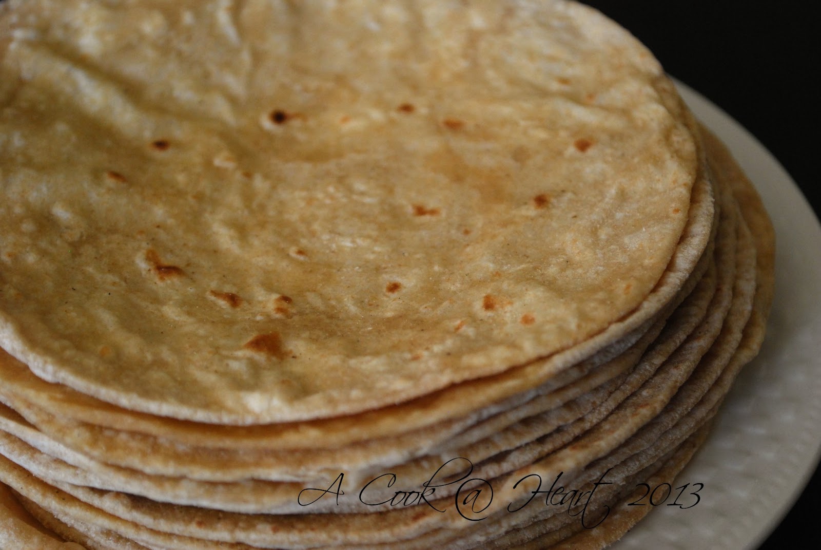 A Cook @ Heart: Polya ki Chapatya? I prefer Fulkas!