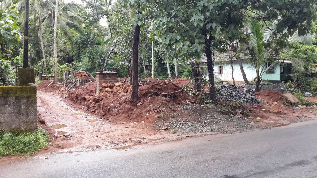 UNNIKRISHNAN @ KECHERY: Plinth Belt Work Progressing