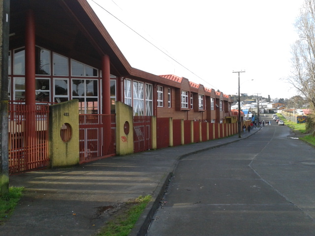 Estudiantes se toman liceo de Puerto Octay [audio] - PL Prensa